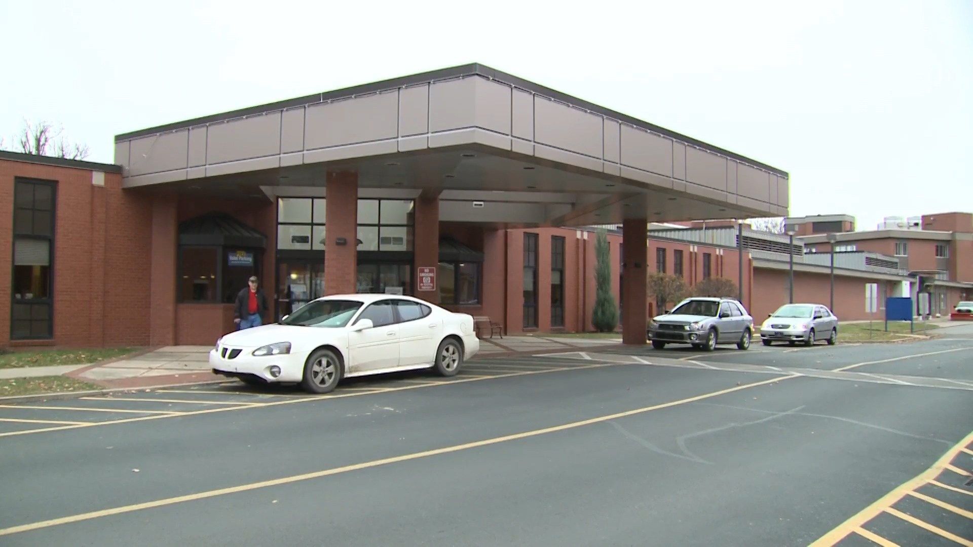 Warren General Hospital Pauses COVID-19 Vaccinations Amid Shortage ...