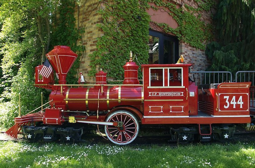 ZooBoo 2023 Kicks off at Erie Zoo this Thursday - Erie News Now | WICU ...